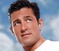 Biografia | Fernando Colunga