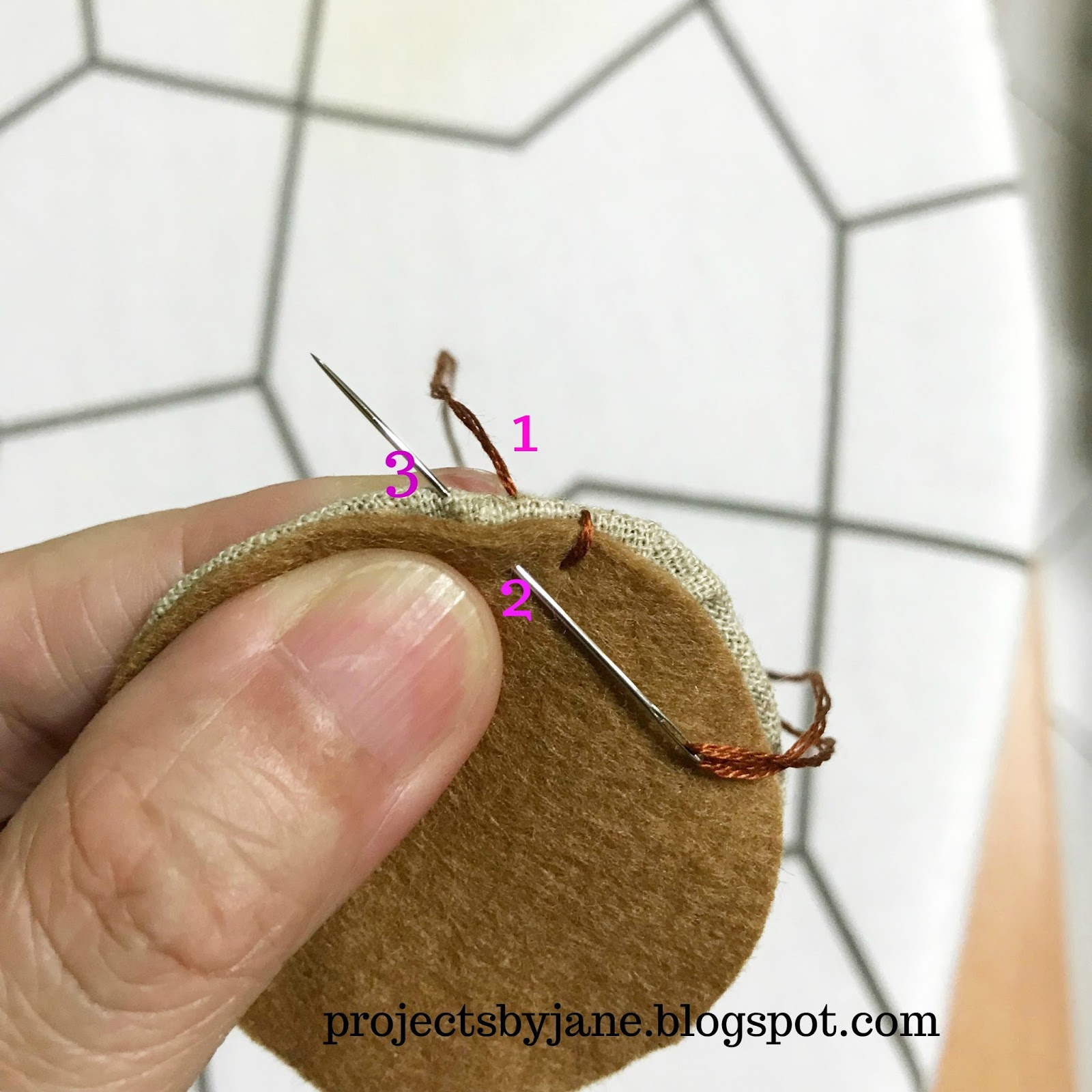 How to sew an embroidered fabric brooch | Projects by Jane