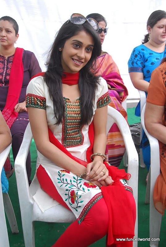 Regina Model and Actress New Photos - Photo Album