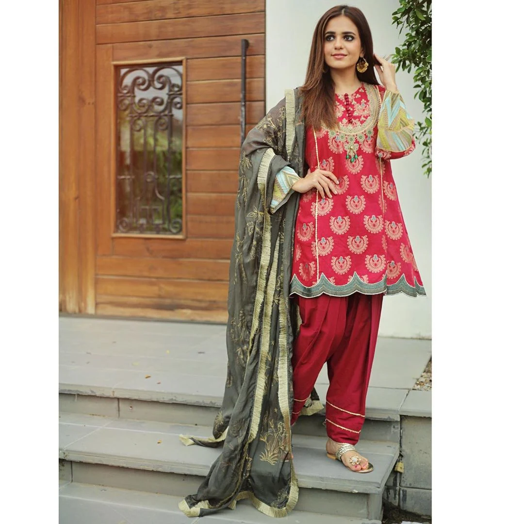 Beautiful Clicks of Famous Celebrities During Eid-ul-Azha 2019 ...