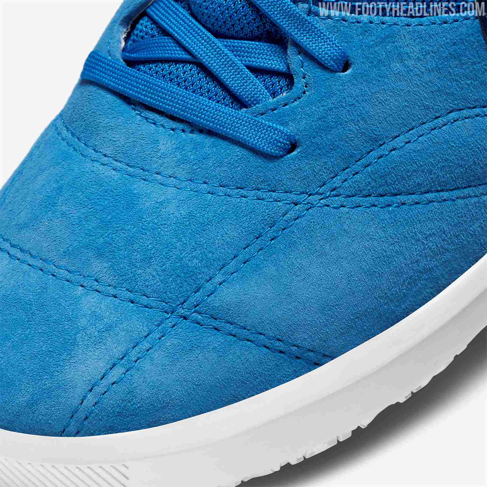 Blue / Navy Nike Premier II Sala 'Skycourt' Boots Released - Footy ...