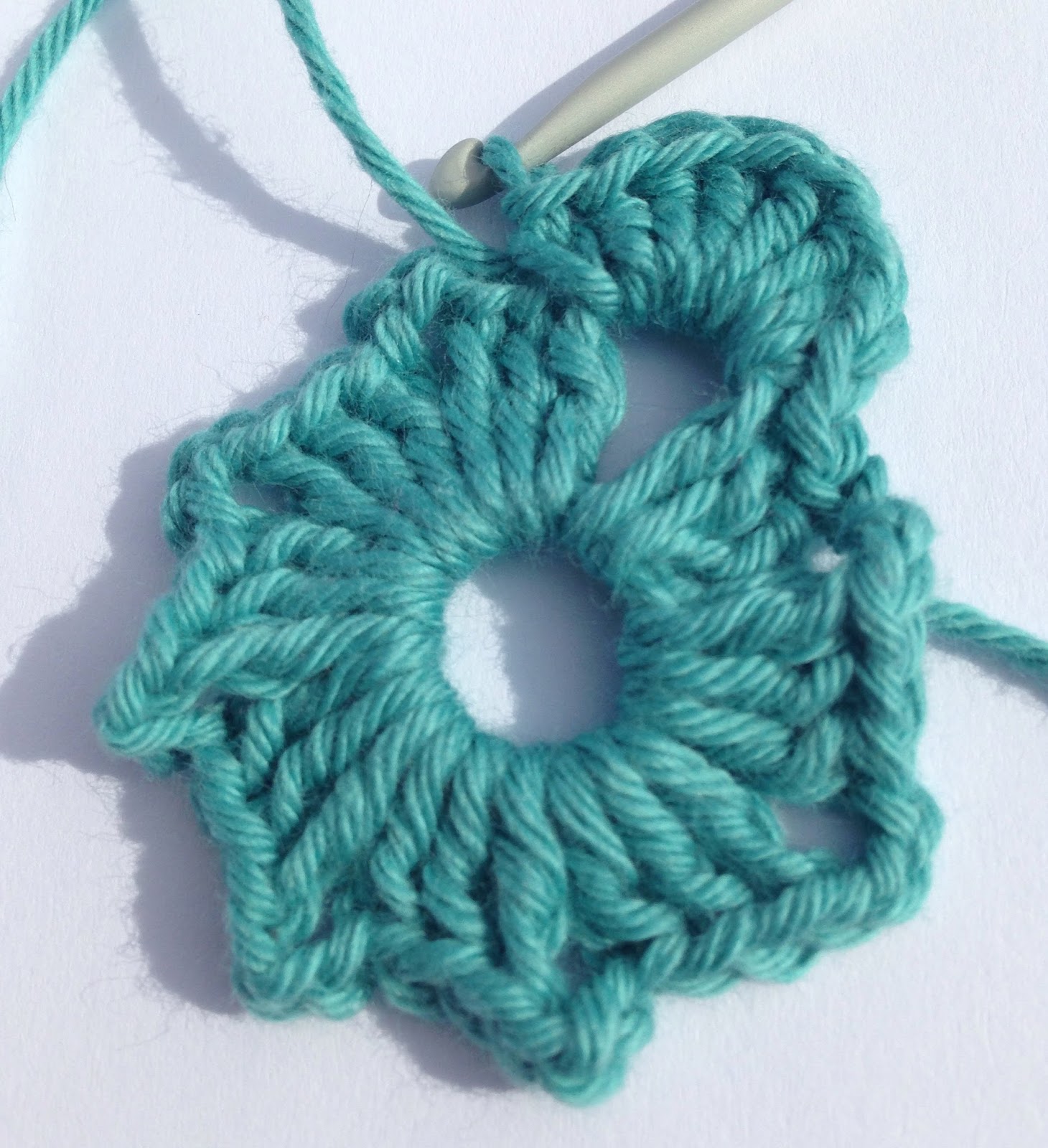 Made by me: Oppskrift på heklede sommerfugler