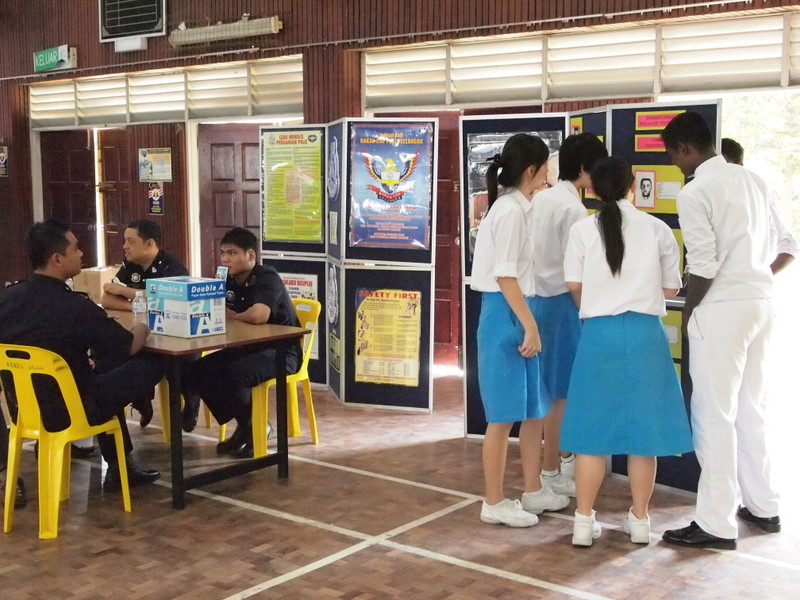 Warna-Warni STK: PAMERAN KESELAMATAN SEMPENA PROGRAM 3K