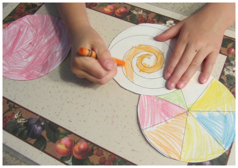 CONTROLLING Craziness: DIY Paper Spinners