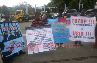 "Save Romang Island" Desak Usut Penyeludupan Emas - Maluku Post