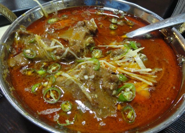 CHATKHARA KHANA PAKANA : Lamb Nihari Recipe