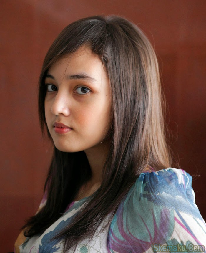 Anna Karina Gilbert Pemeran Aisyah Putri ( Jilbab In Love ) | Ruang Artis