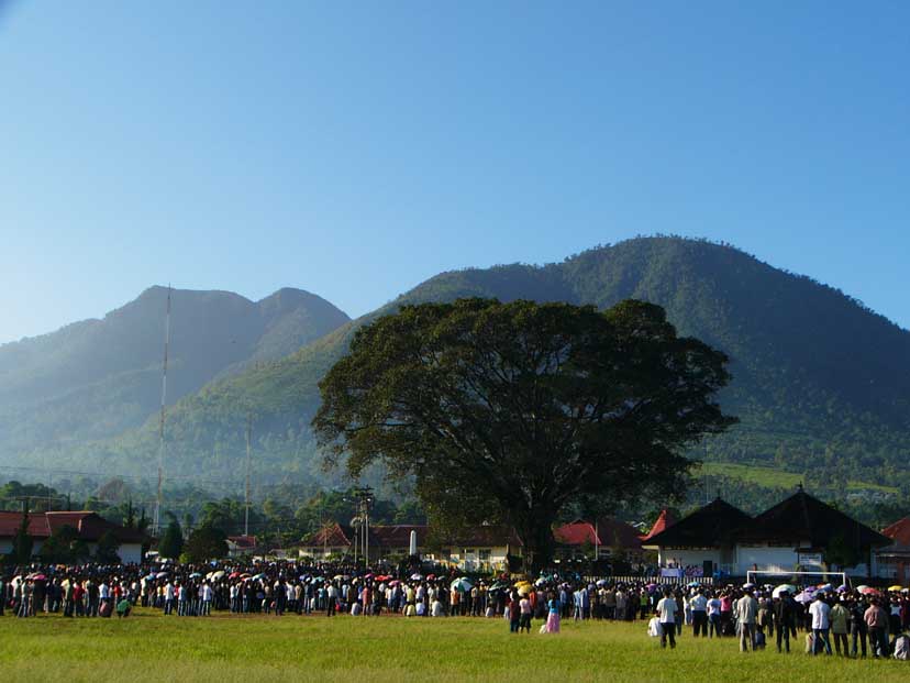 Wisata Alam Nusa Tenggara Timur: RUTENG: My Born City