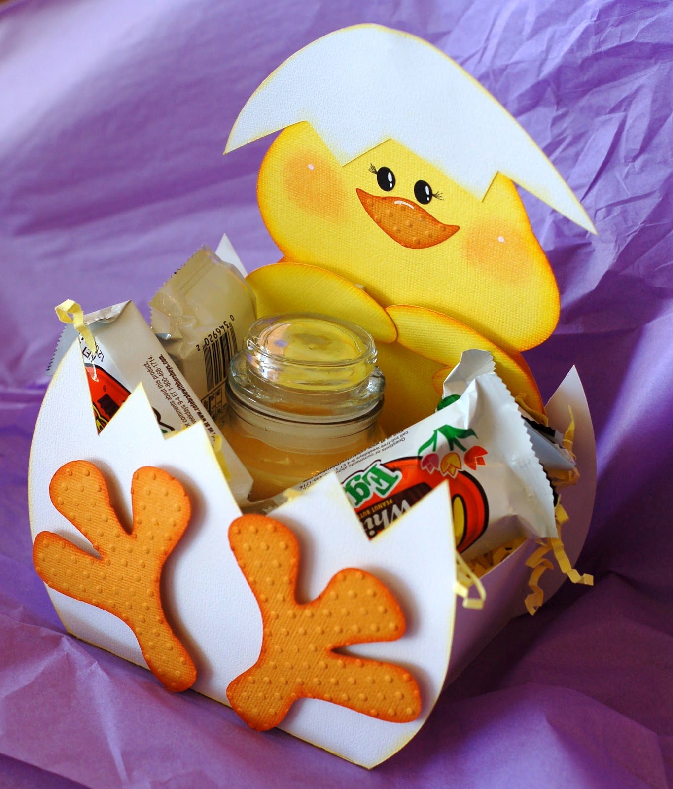 Paper Creations by Kristin: Cracked Egg Chicken BOX