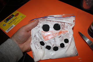mollie's mom: Snowman in a Baggie!