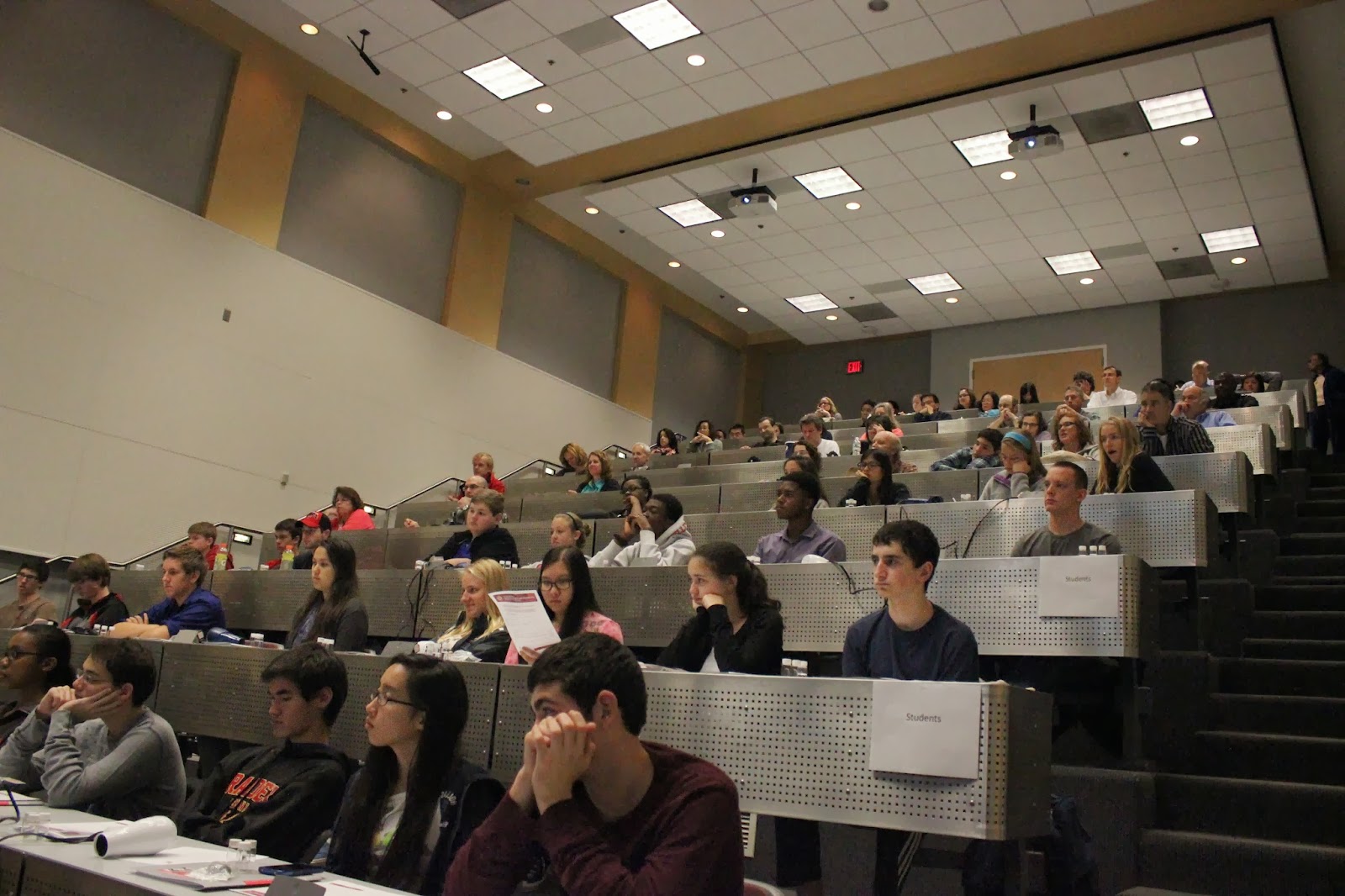 Intro to Multimedia Reporting: Materials Science and Engineering Open House