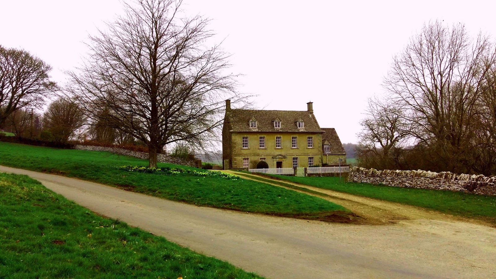 Cotswolds Travel: A Foggy Spring Round Miserden and Caudle Green