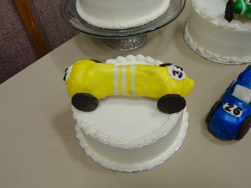 Cake Lady in Training: Pinewood Derby Cakes