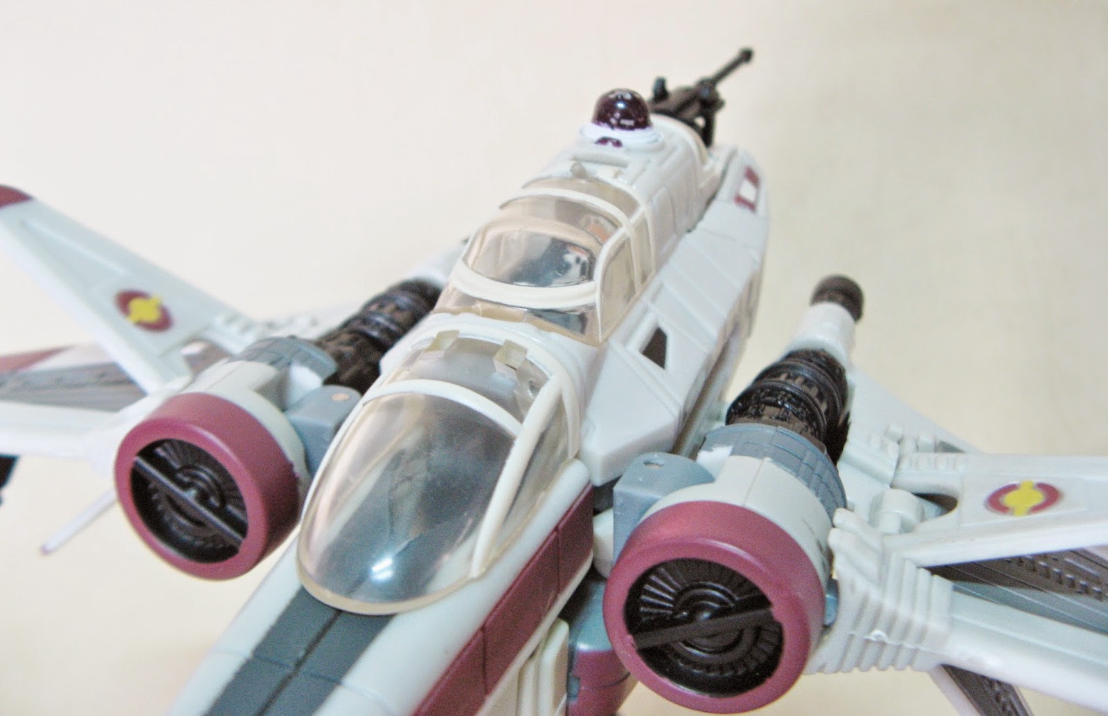 STAR WARS TRANSFORMERS : ARC 170 STARFIGHTER/CLONE PILOT星戰變形金剛 :ARC 170 ...