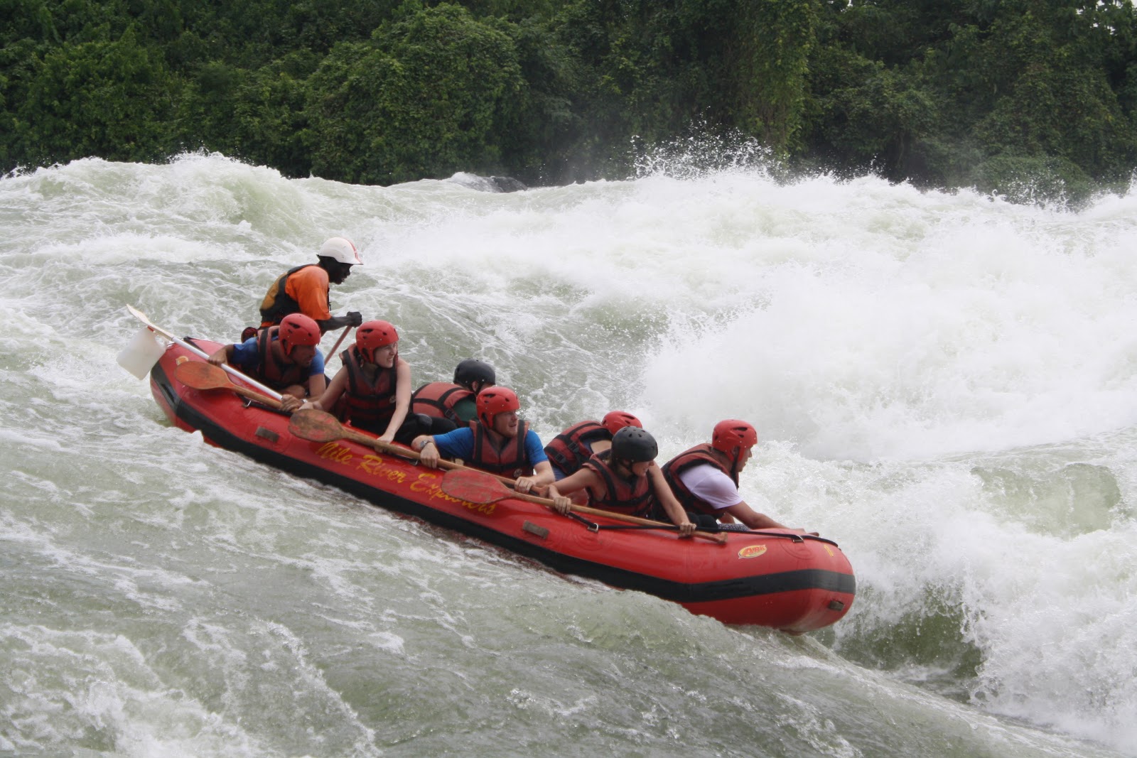 kenya-dig-it-nile-river-and-nile-beer