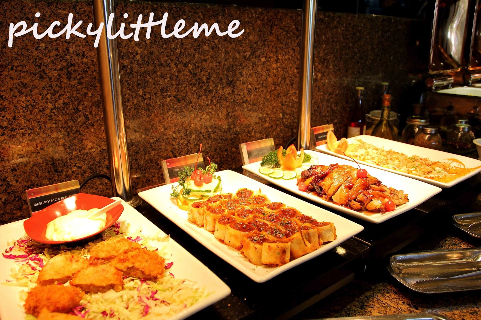 Picky Little Me -- the journey of a reluctant foodie: Weekday lunch at ...