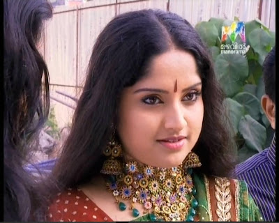 Mazhavil Manorama Serial Pattusaree Actress hot stills - Your Time Pass ...