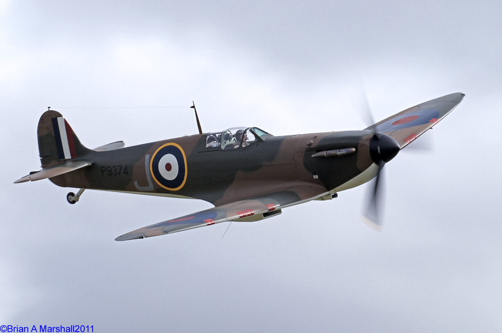Vintage Aeroplane Writer: Spitfire I P9374