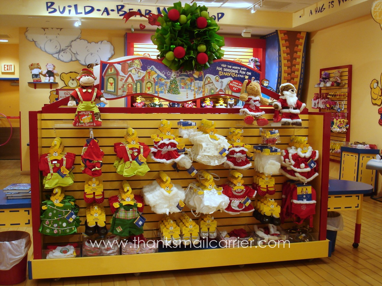 Thanks, Mail Carrier | Build-A-Bear Workshop Celebrates the Holidays ...