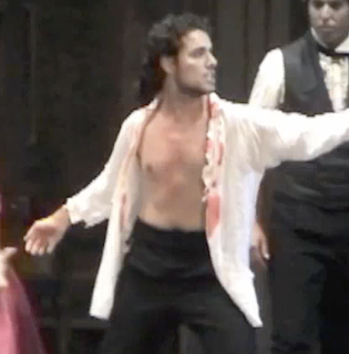 Shirtless Opera Singers: Thiago Arancam in Tosca