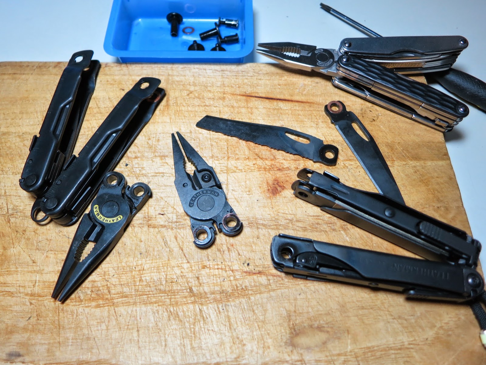 Outdoor Gadgets: Leatherman Wave Mod - Black Tactical