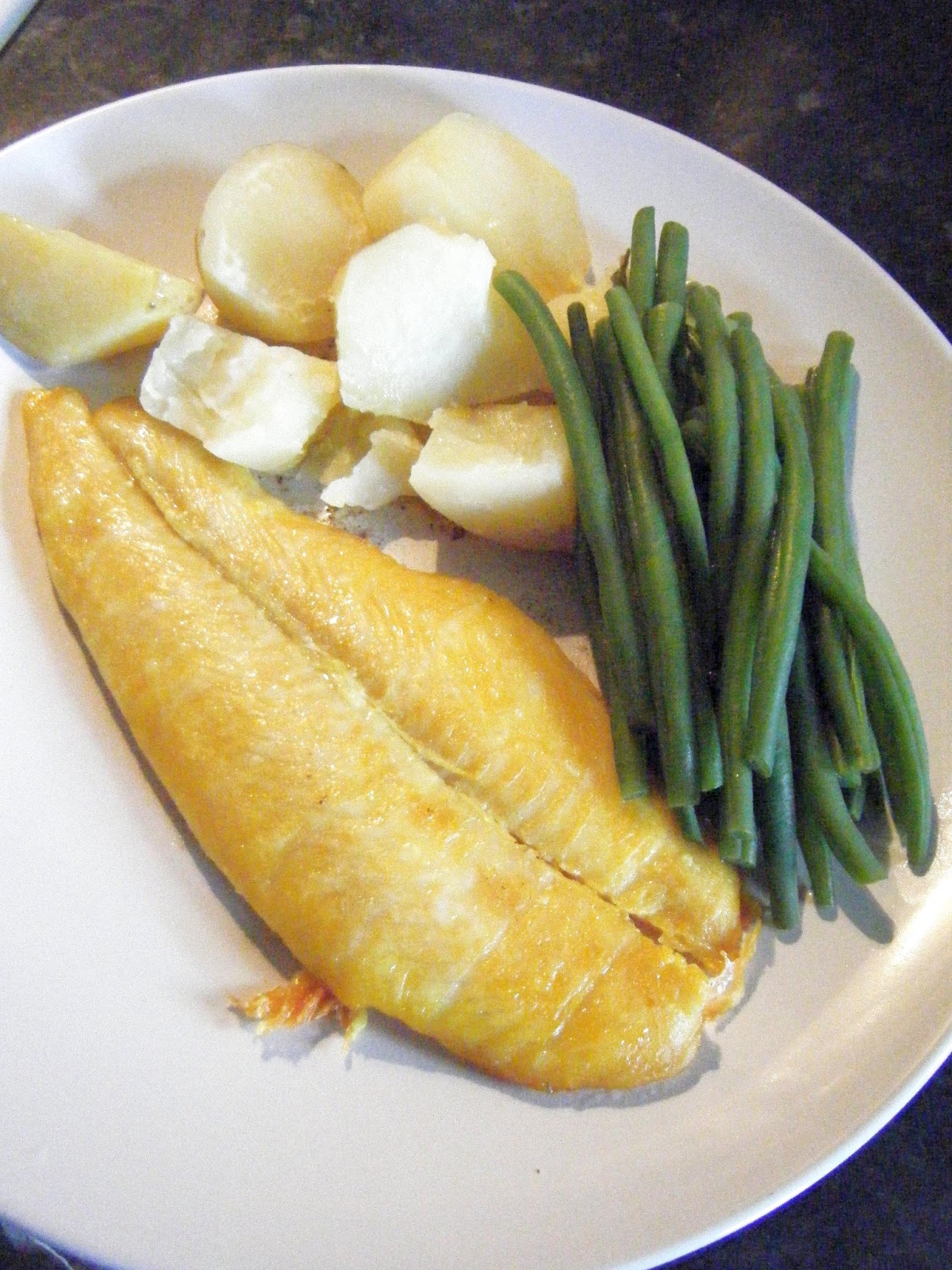 Thomas Yaeger's Transcendental Kitchen: Basa Fish with Green Beans