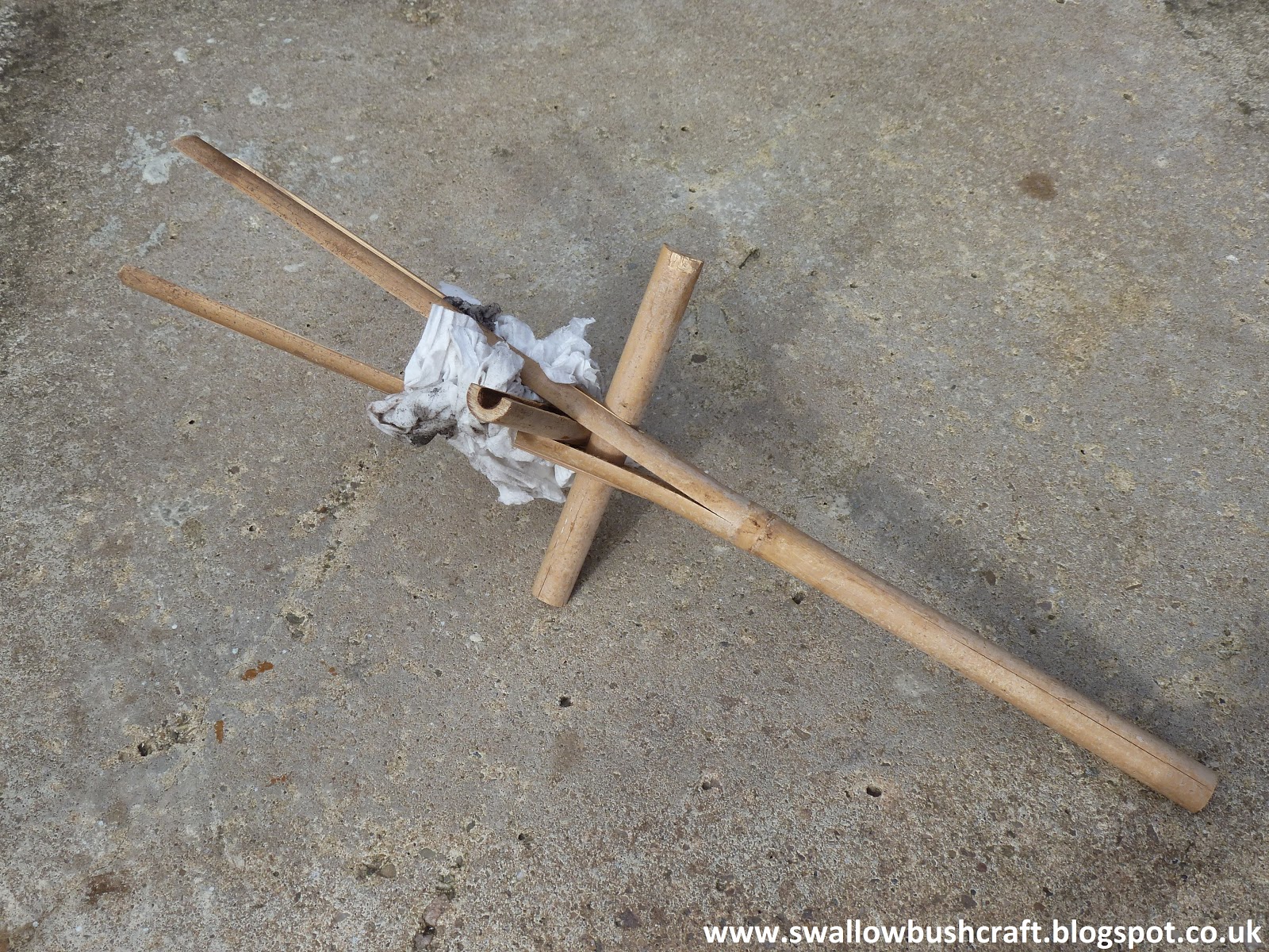 Swallow Bushcraft: Bamboo Fire Torch