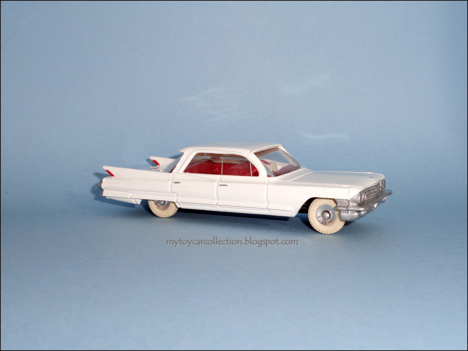 Dinky Toys 1961 Cadillac 62 ~ Toy Collection