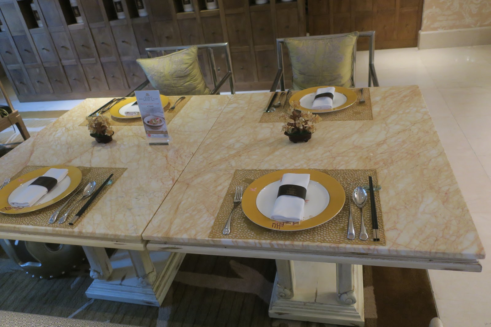 1001 Dinners 1001 Nights: Table 8 (Mulia Resort Nua Da Bali) 11/2018