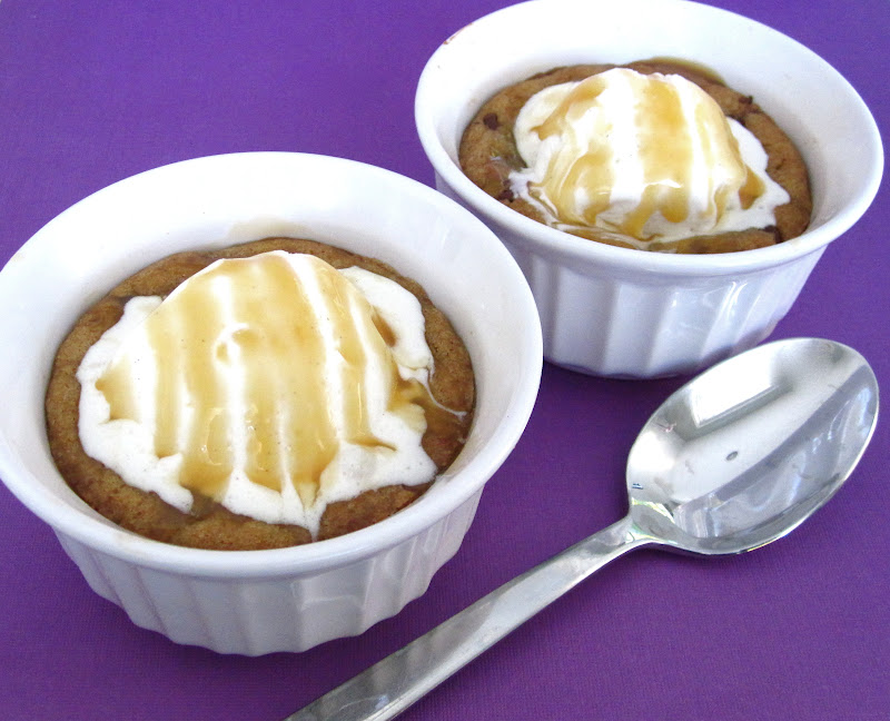 Individual Chocolate Chip Cookie Sundaes For Two (Mini Pizookies) - The ...