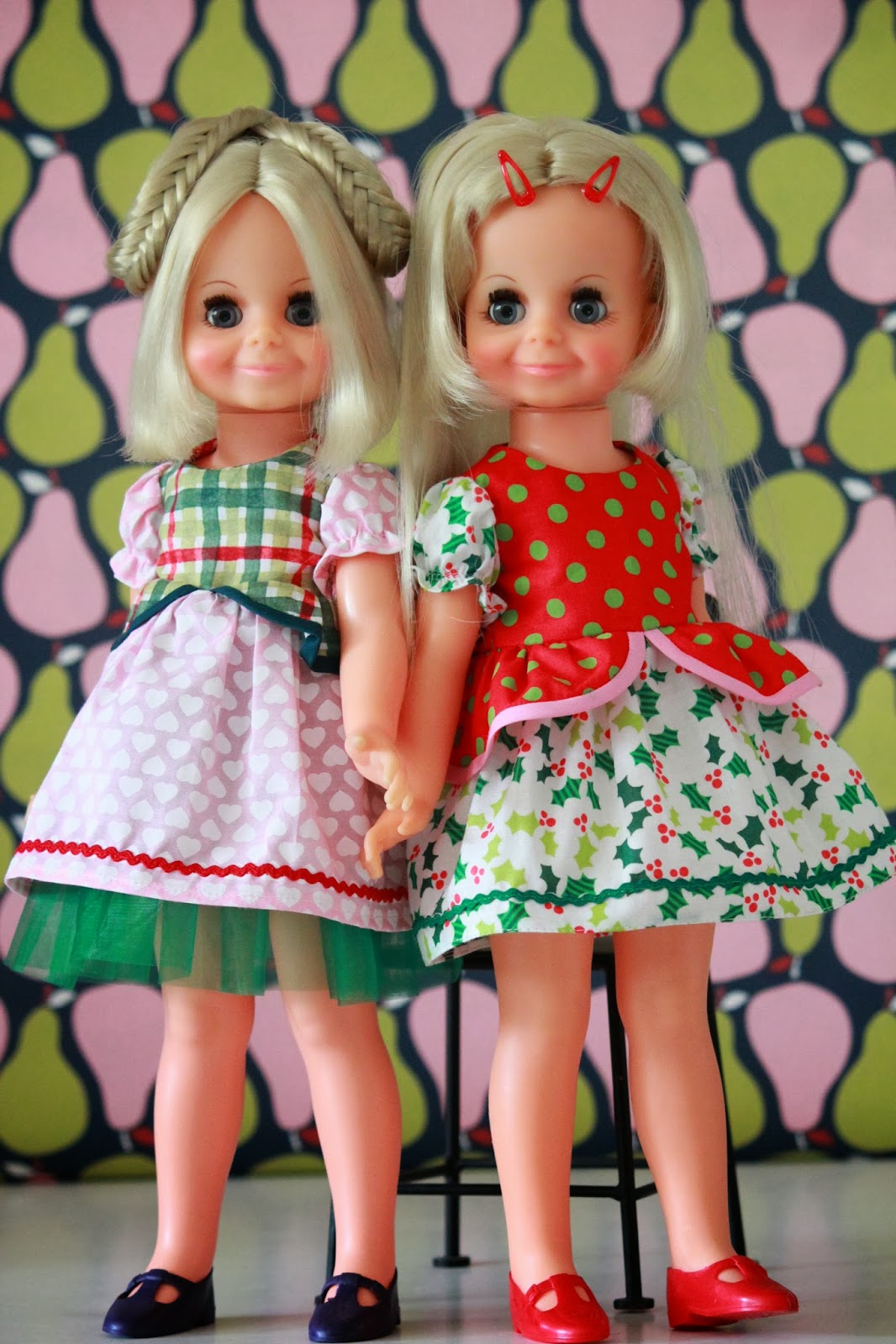 Sewing for Dolls: Holiday Sewing for Ideal Crissy Family dolls