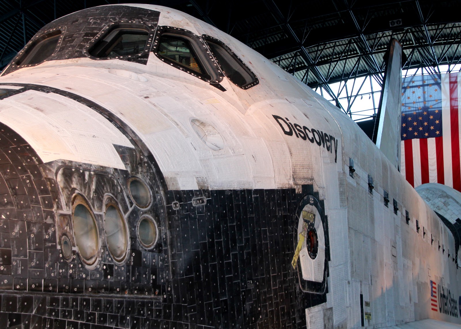 So I think I'm a photographer now...: Space Shuttle Discovery, Up Close ...