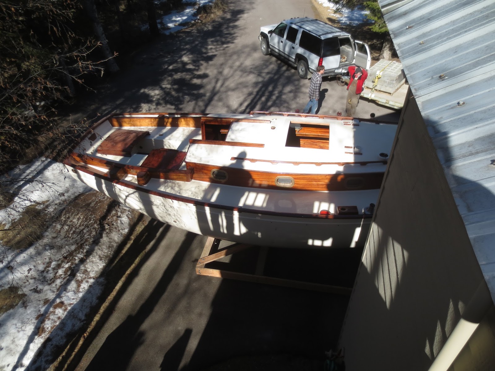 Building a NorthSea 29 - the build continues: Shrouds, Blocks and ...