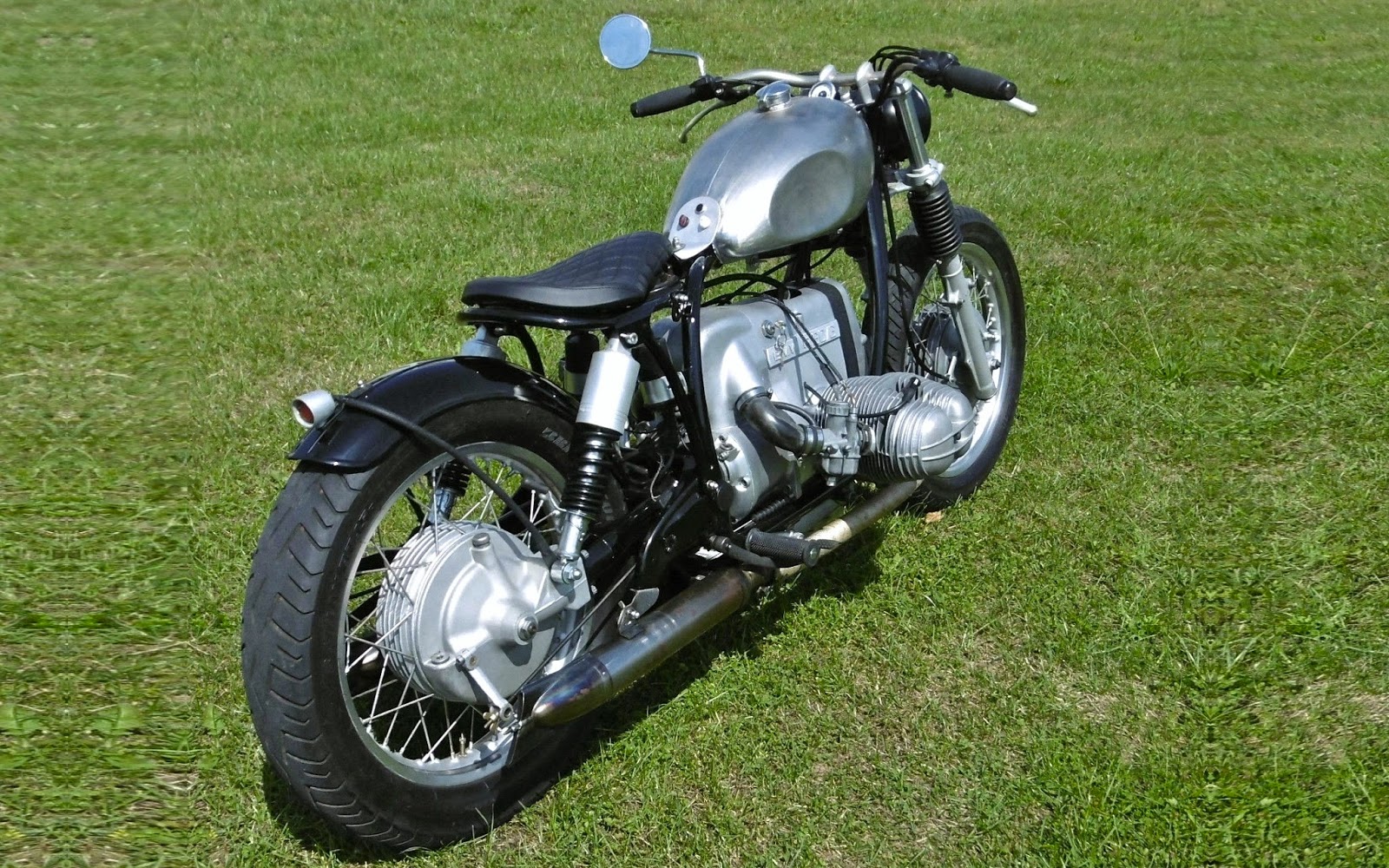 Oldschool Beemer - Inazuma café racer