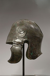 AMO DEL CASTILLO: Armamento del mundo antiguo: la galea, el yelmo ...