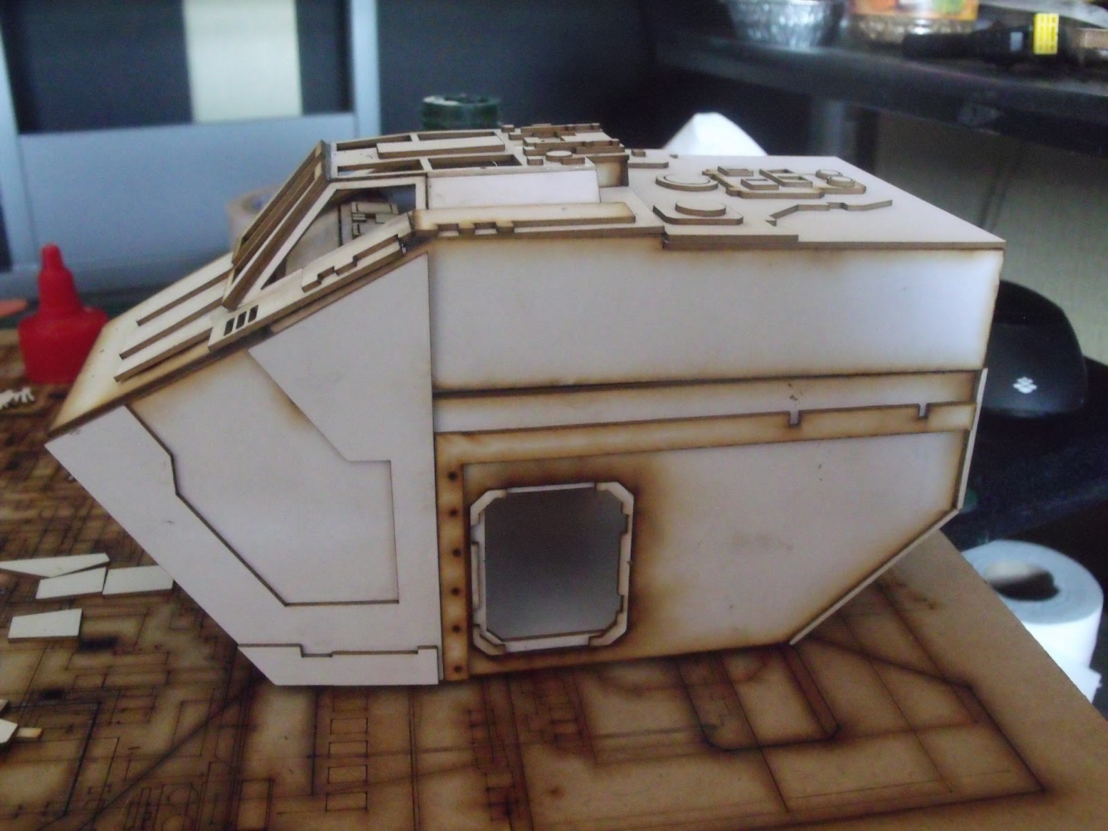 Limited Edition Warhammer models: Warhammer papercraft model - scratch ...