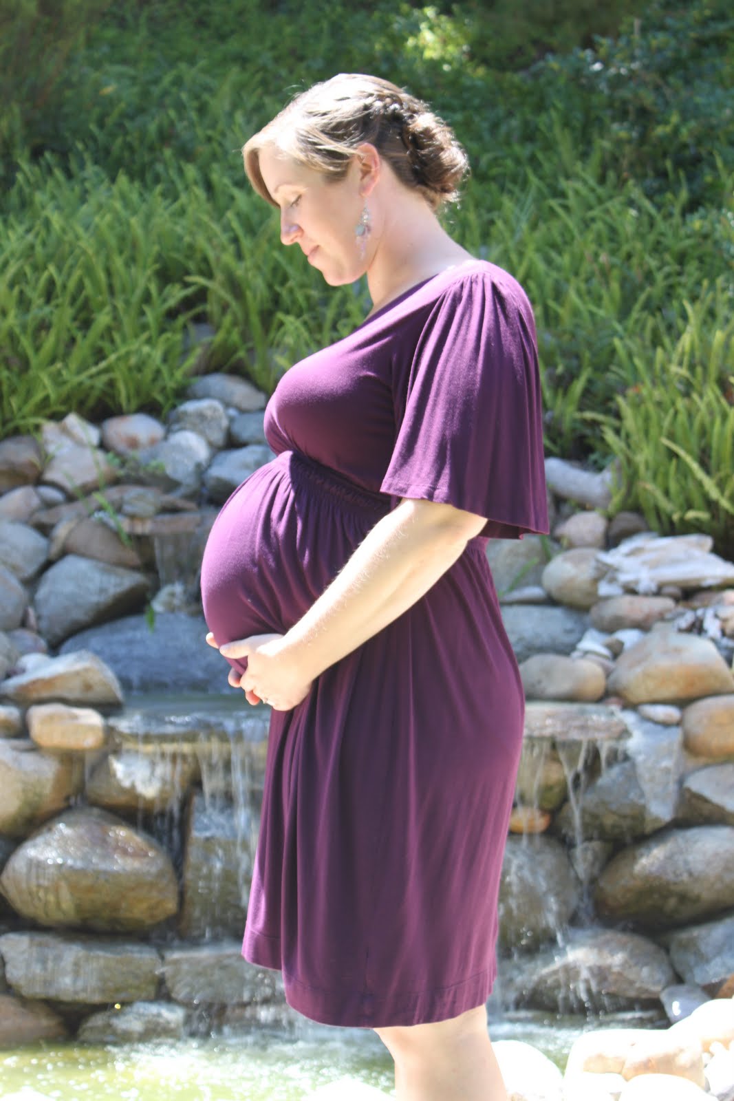 The Adventures of SaraMiah: Preggy Photo Shoot (8/6/11)