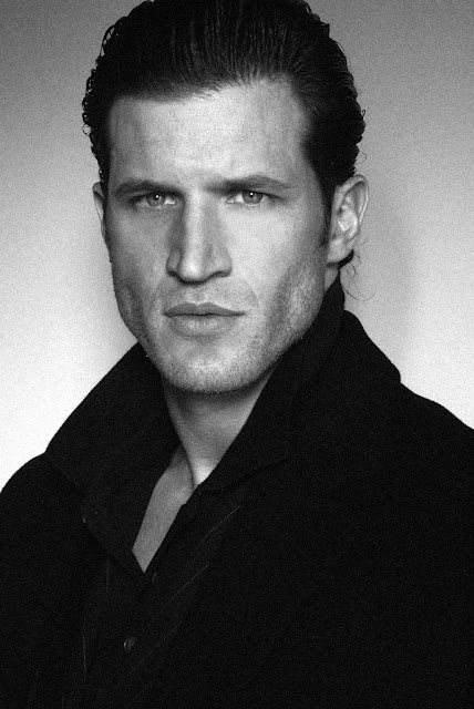 L'Homme du Jour: ANDY PEEKE