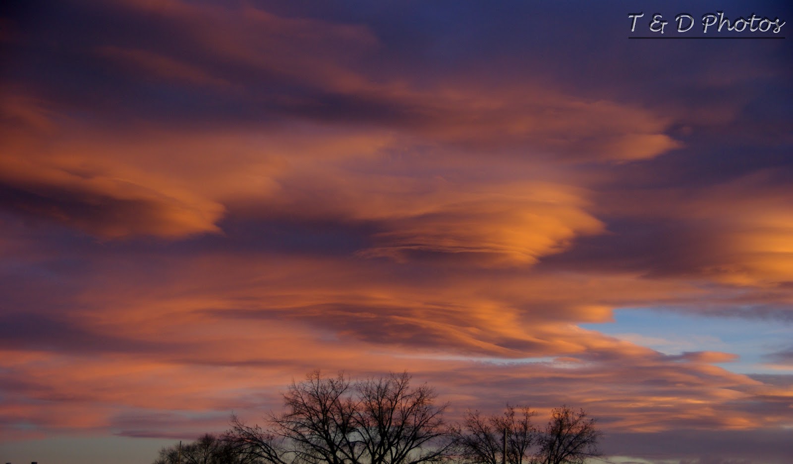 Colorado Photos.....: Windy Sunset