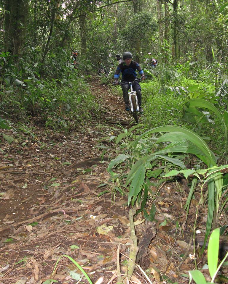 INDONESIA MOUNTAIN BIKE: Photo gowes di jalur C2AM 5 - Curug Mandala ...