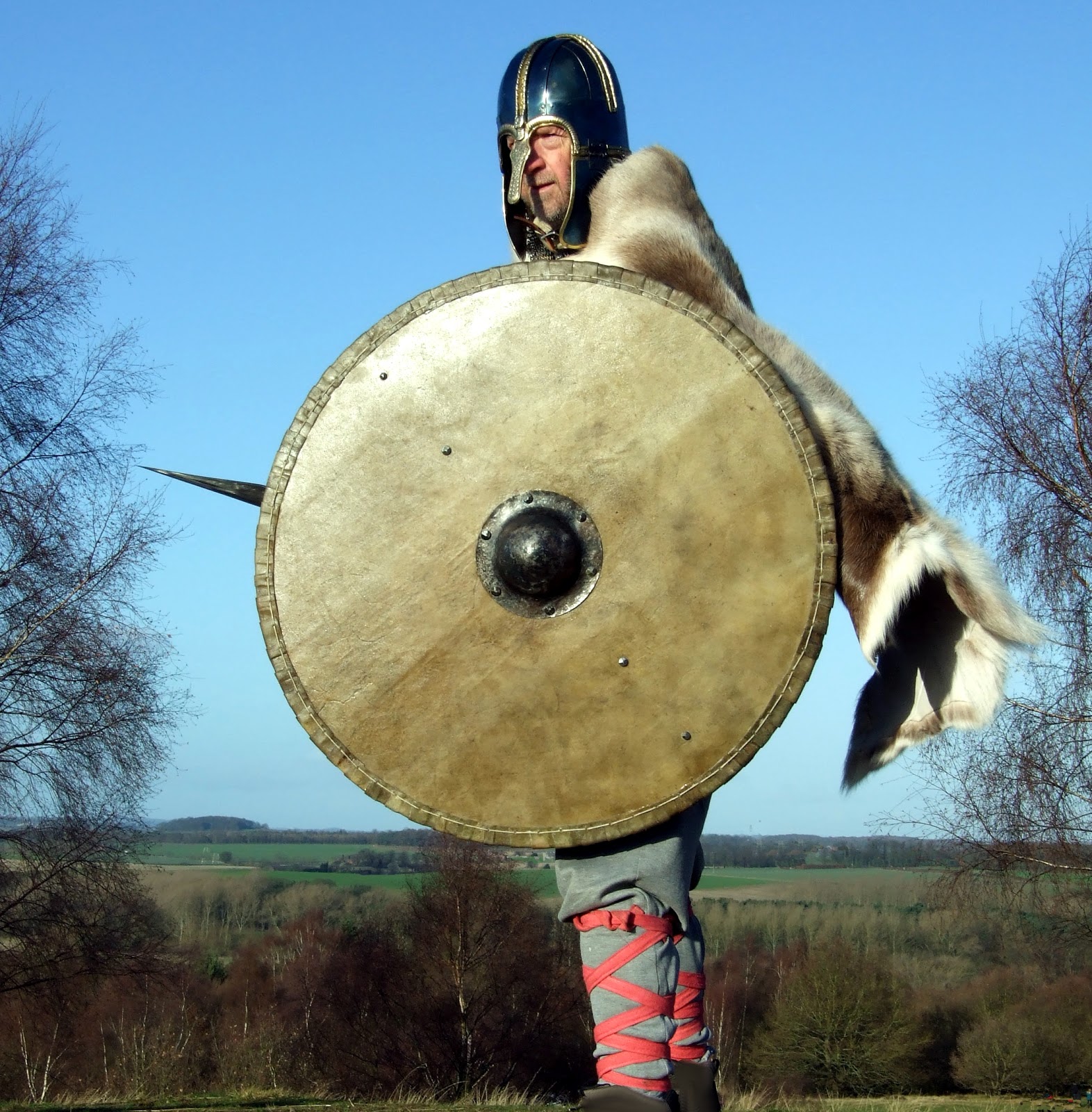 Thegns of Mercia: The Construction of a Viking Shield; Part 6 (final)