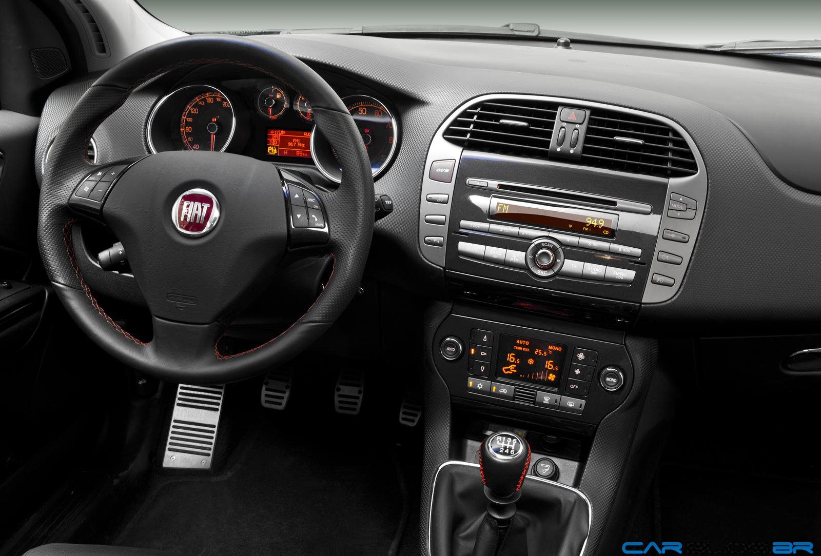 Fiat Bravo 2013 com câmbio Dualogic Plus e preço a partir de R$ 57.150 ...