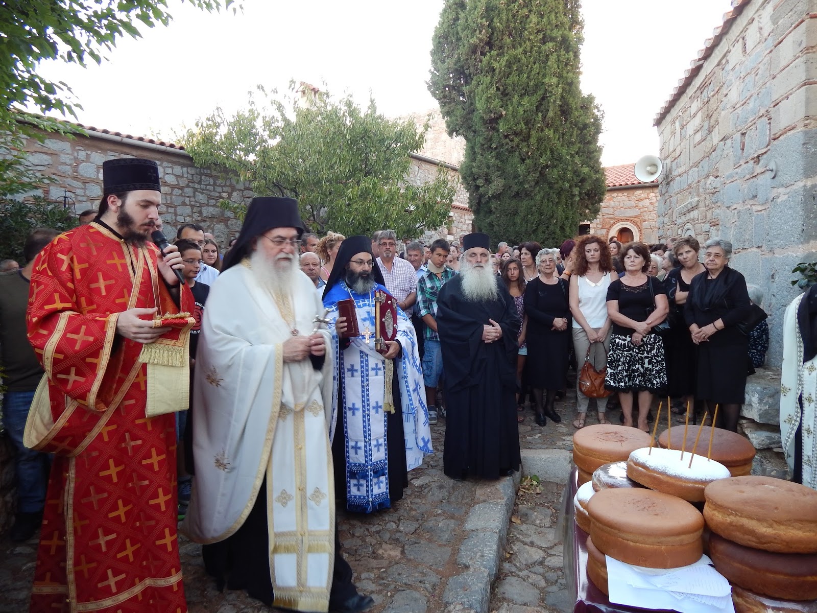 thiva-online: Ο ΠΑΝΗΓΥΡΙΚΟΣ ΕΣΠΕΡΙΝΟΣ ΤΗΣ ΜΕΤΑΜΟΡΦΩΣΕΩΣ ΤΟΥ ΣΩΤΗΡΟΣ ...