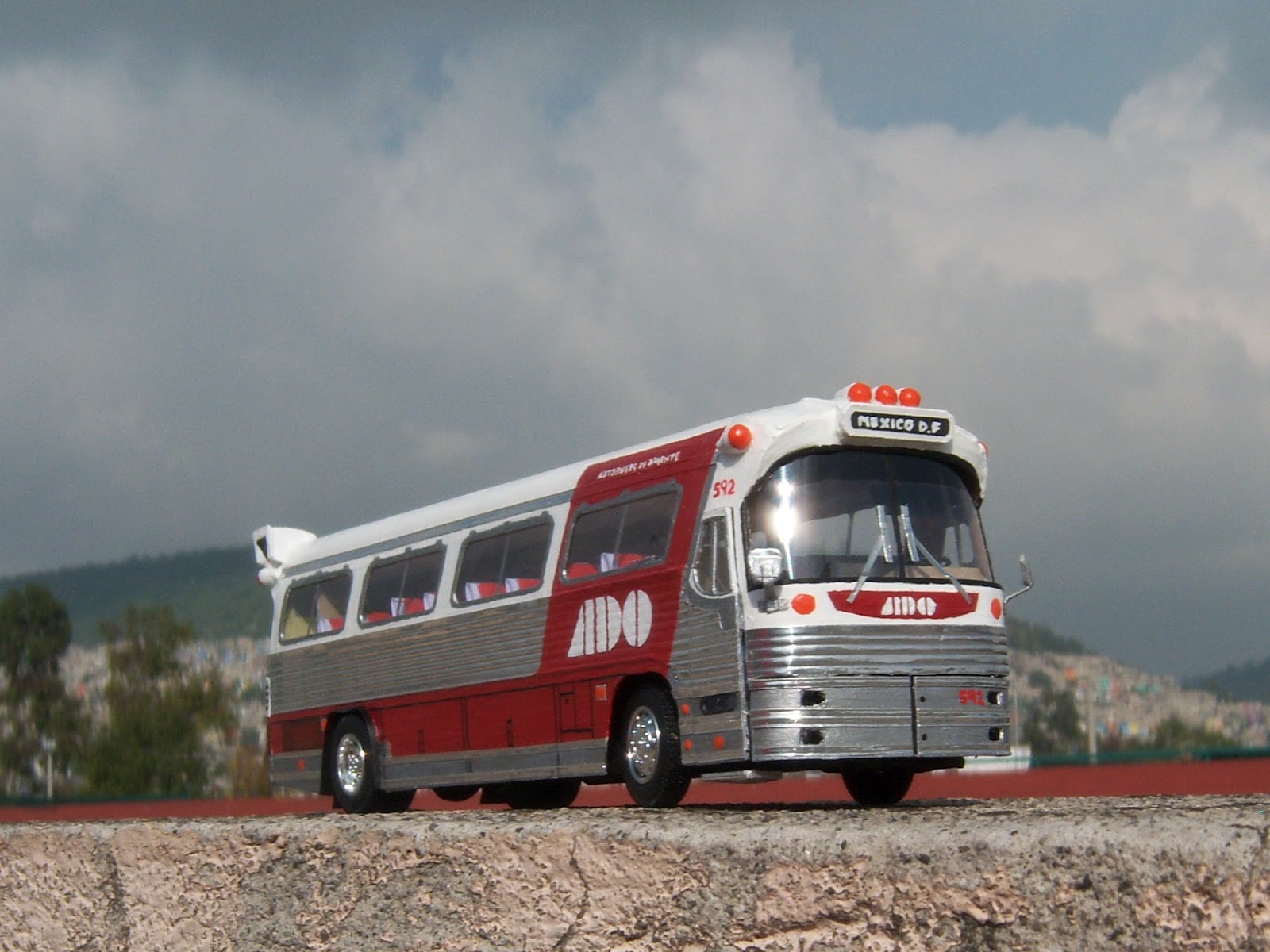 ESCALA AUTOBUSES: DINA "OLIMPICO 1968" ADO (Autobuses de Oriente) Nuevo!