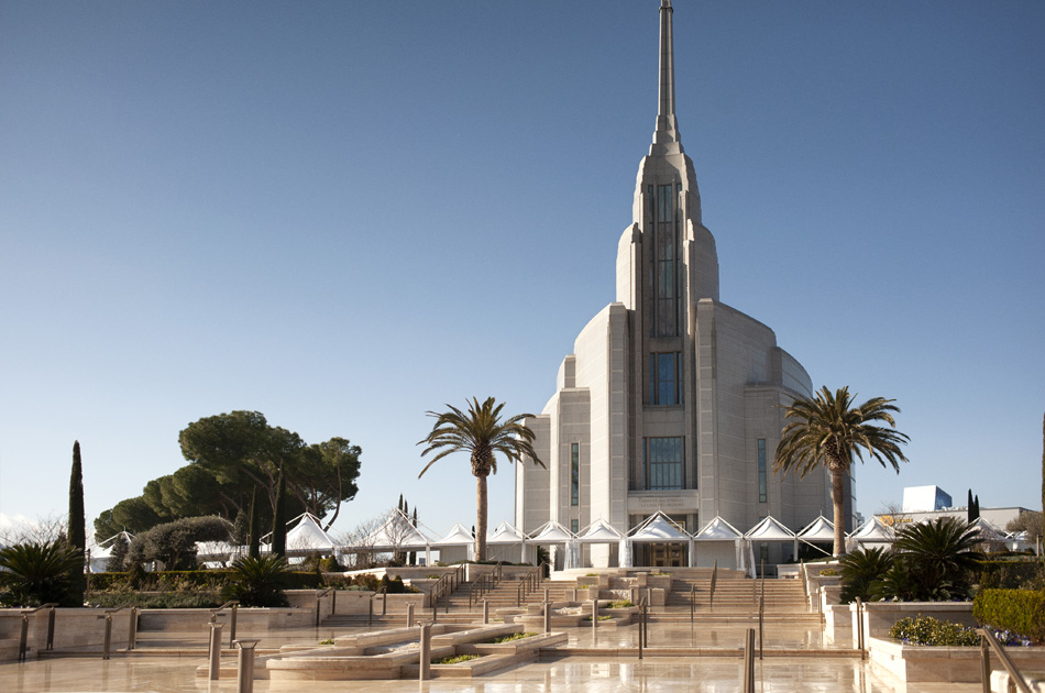 I testimoni di Geova si fanno domande: Gettare tempo e denaro