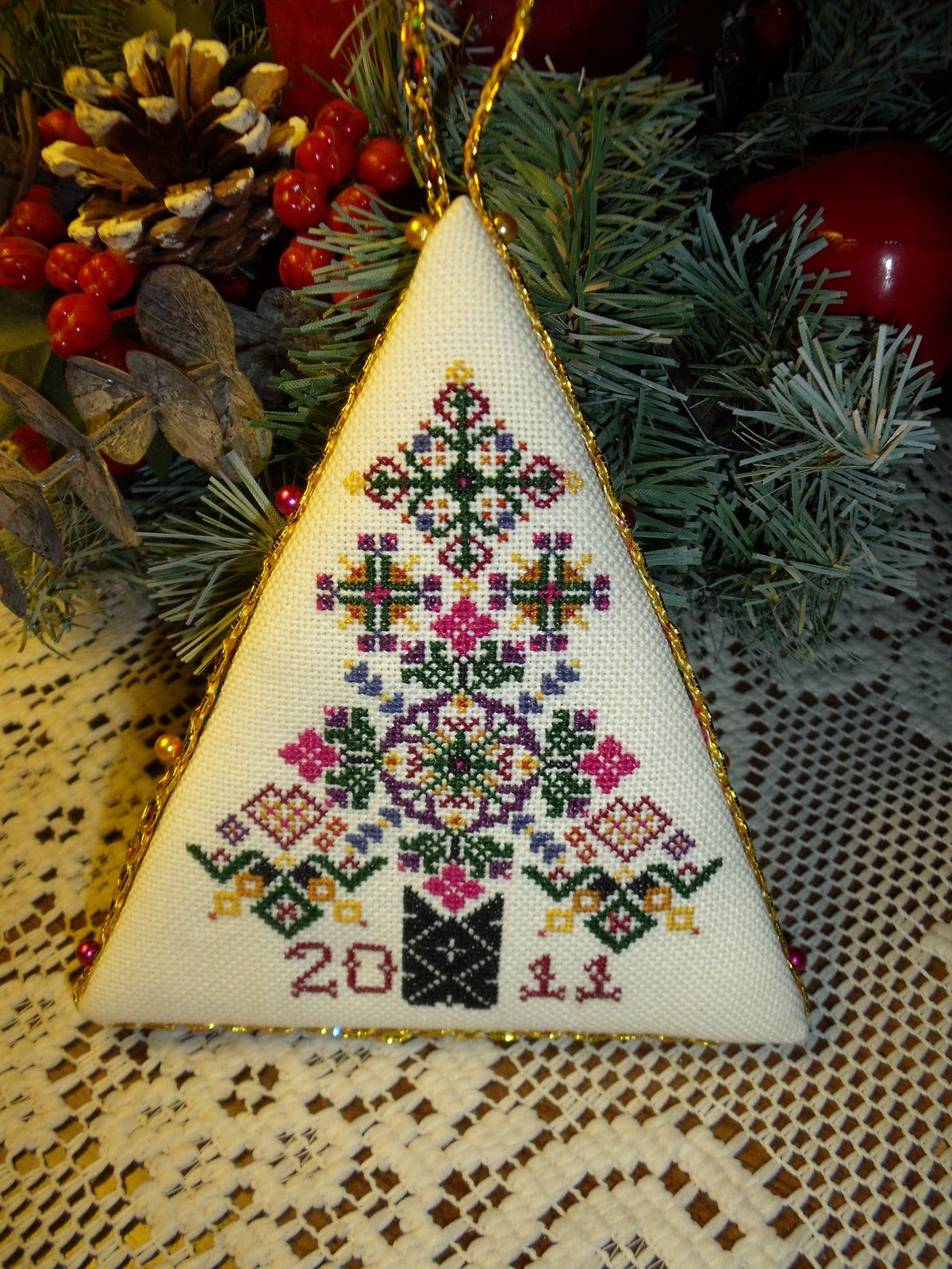 The World's Largest Collection of Smalls TOO: Rosewood Manor Festive ...