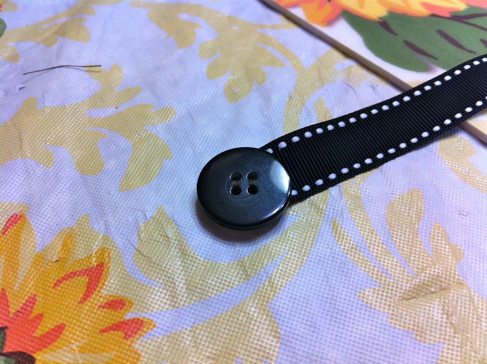21st Century Keeper at Home: Toddler Busy Bag: Button Snake
