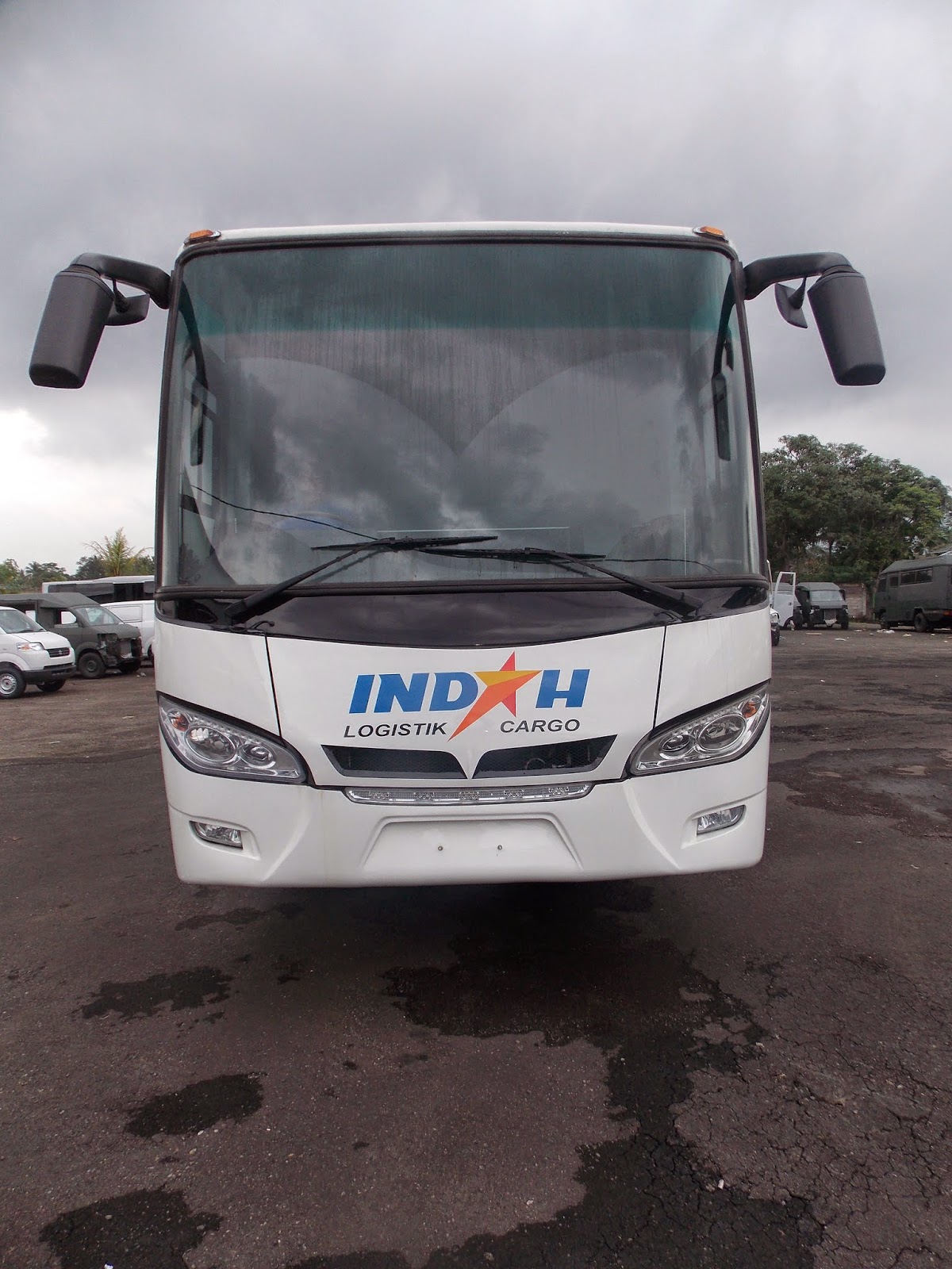 Karoseri Mobil Khusus: BUS CARGO