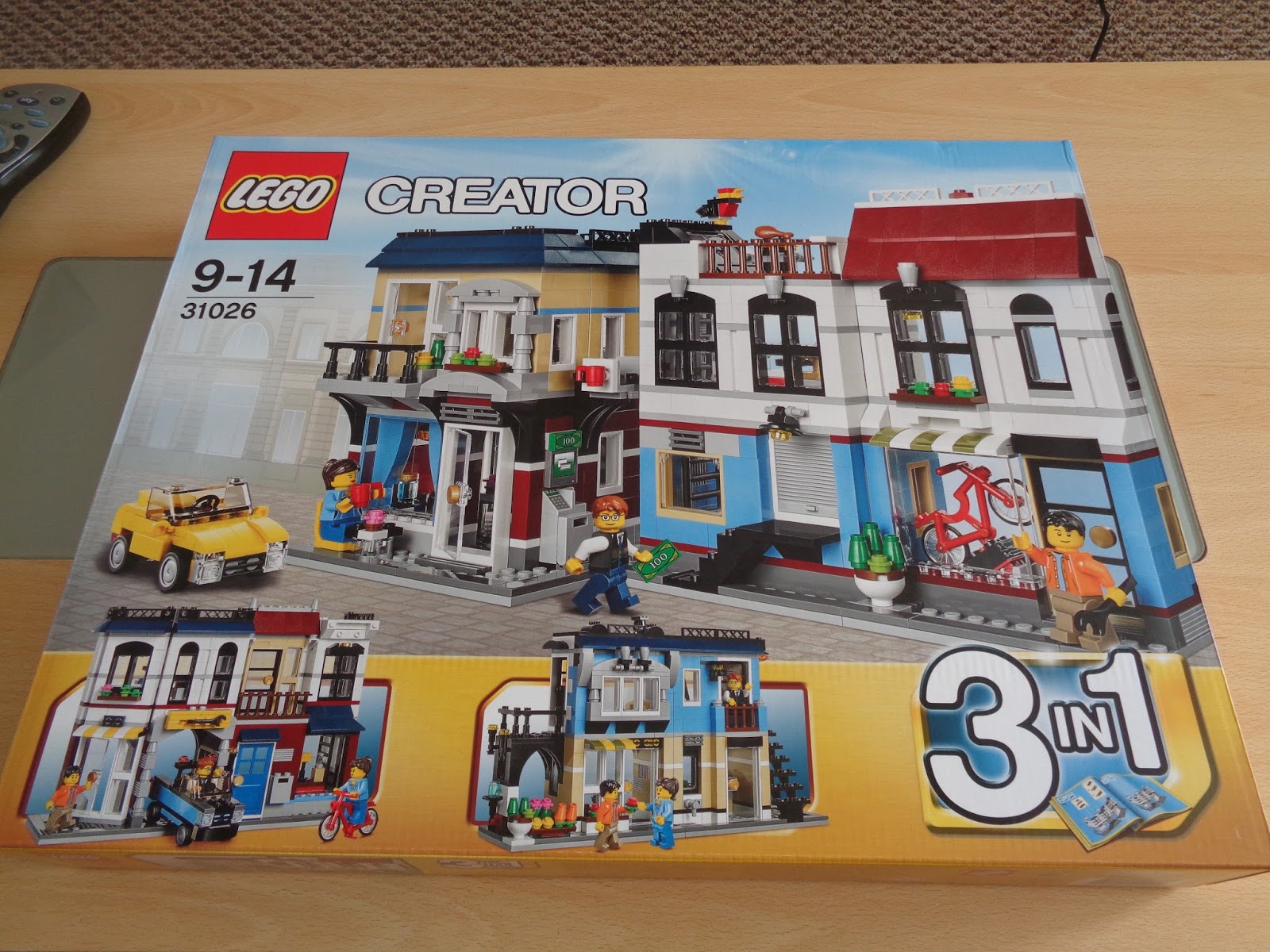 The Hobby Hole: LEGO Creator Bike Shop And Cafe