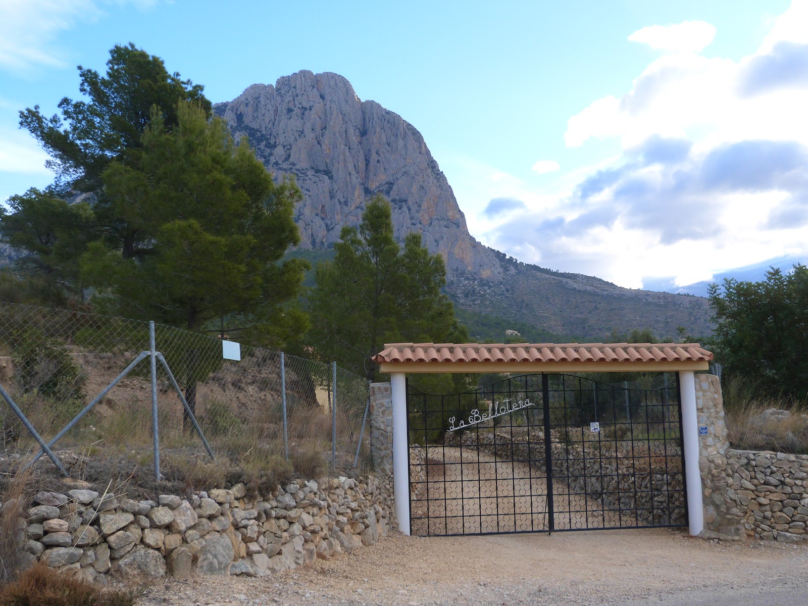 Cerca de las Estrellas: ELS CASTELLETS POR EL PAS DE LÓPEZ